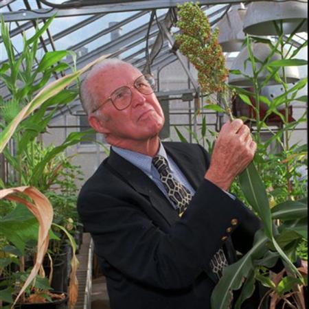 Norman Borlaug, father of 'green revolution,' dies at 95 | Minnesota ...