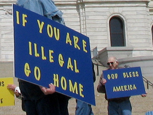 Immigration issue could be political windfall for Pawlenty | Minnesota ...