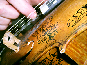 Fiddler explores music to die for | Minnesota Public Radio News