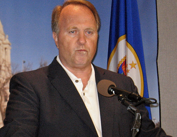 Senate ads distract and discourage | Minnesota Public Radio News