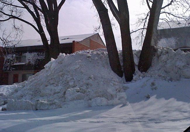 Drivers frustrated by snow piling up on streets | Minnesota Public ...