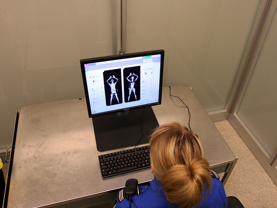 Hands up: Full-body scanner arrives at MSP | Minnesota Public Radio News