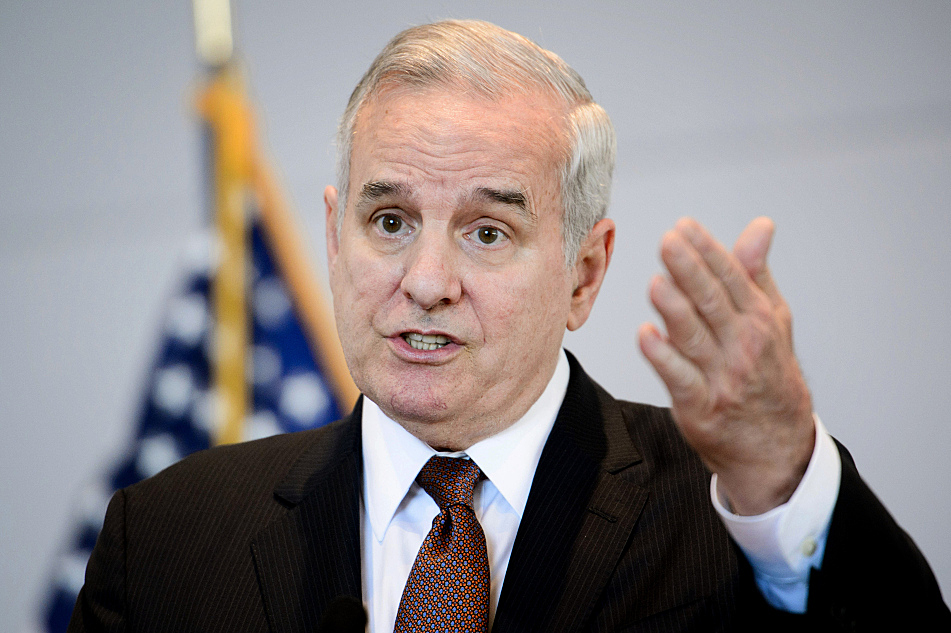 Lawmakers look for middle ground to fix Real ID | Minnesota Public ...