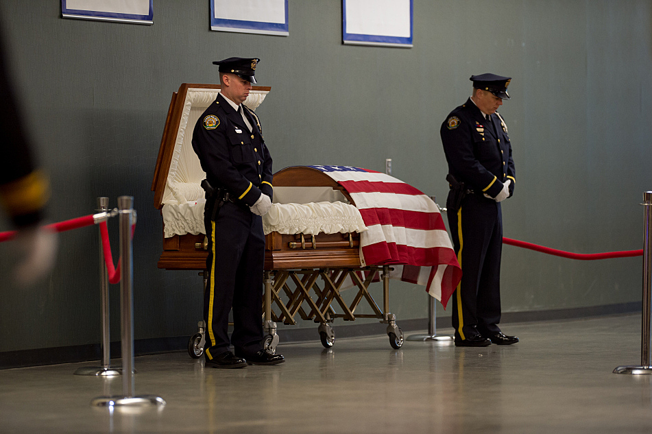 'Appreciate what is sacrificed for you,' mourners are told at Fargo cop ...
